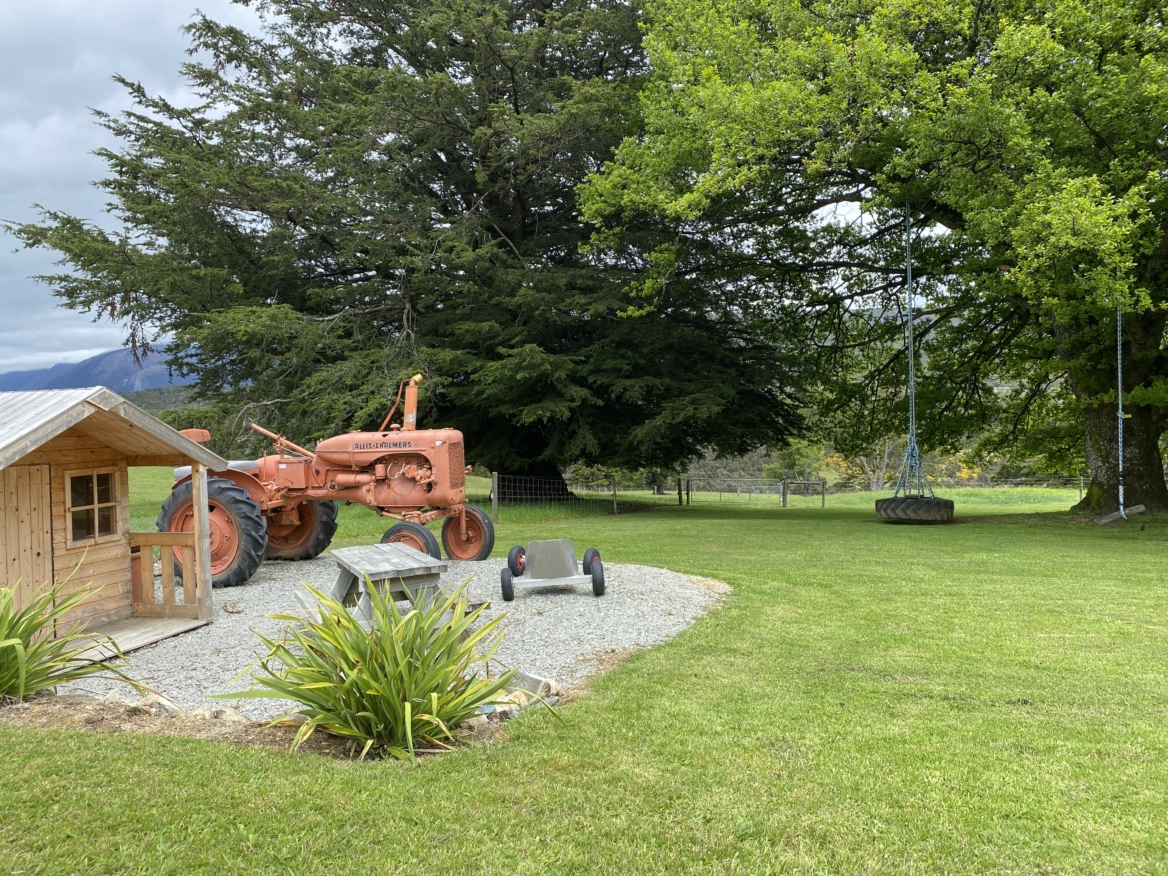 Tophouse Historic Inn - St Arnaud, Nelson Lakes, NZ